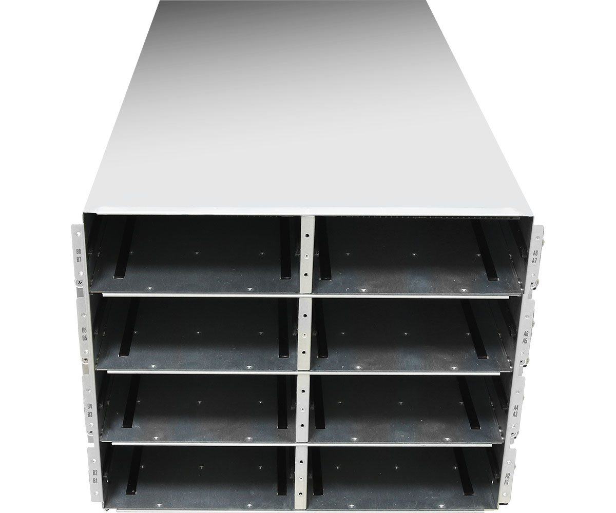 ASRock Rack > 8RU cage